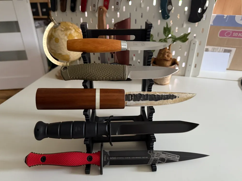Knives Display Stand - for fixed and pocket knives - Free 3D Print ...