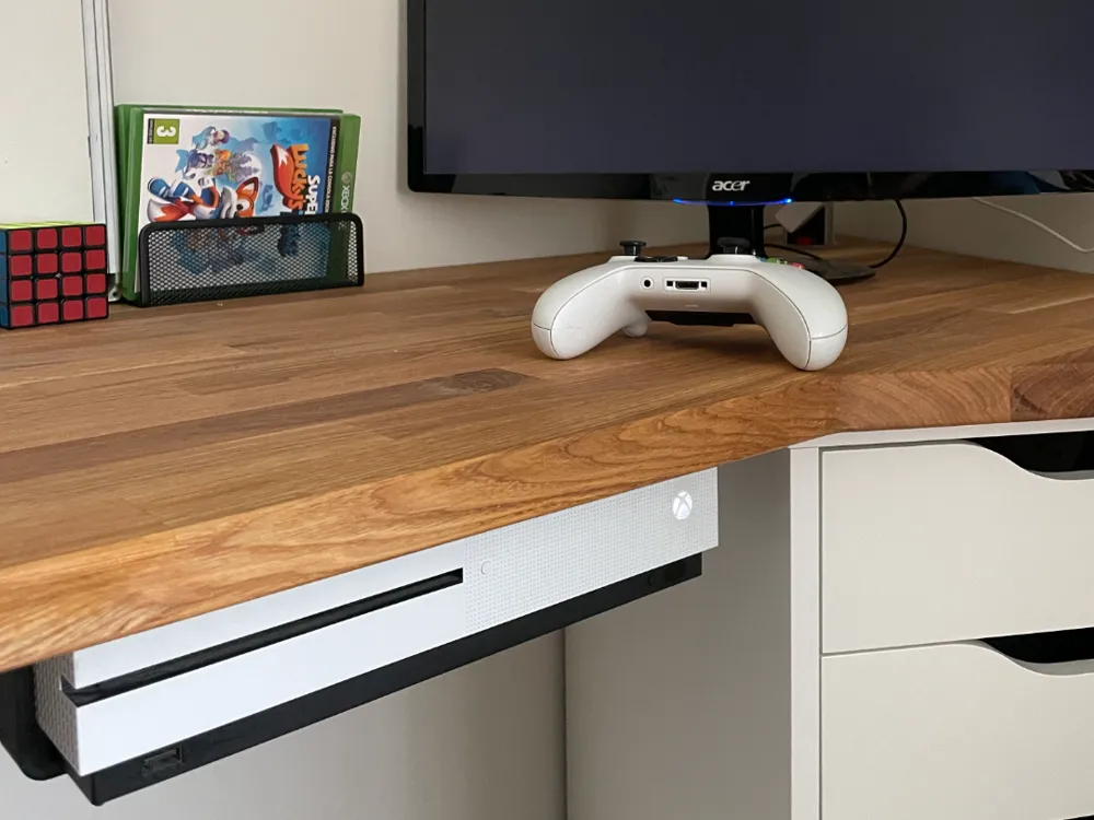 Xbox mount by Lucas Weug MakerWorld: Download Free 3D Models