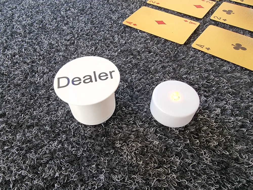 Poker Chip Tray (40mm) - with LED Dealer Button by Basti85 - MakerWorld