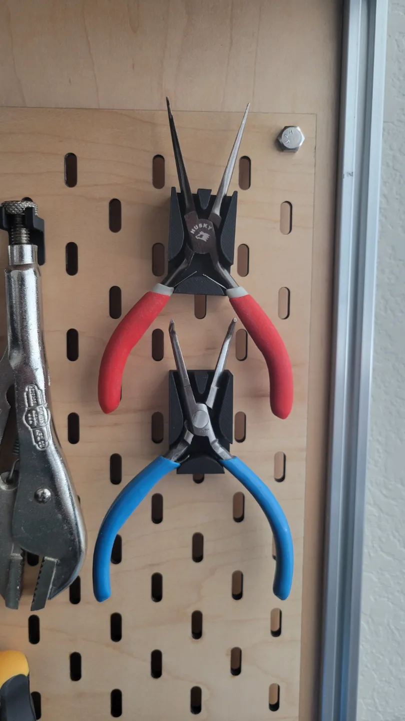 Skadis Board Plyer Holders - Free 3D Print Model - MakerWorld