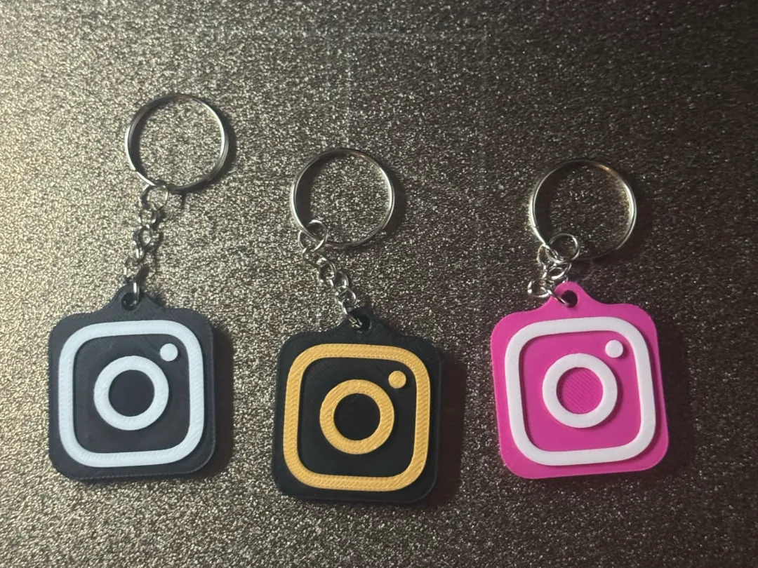 Instagram logo NFC keychain - Free 3D Print Model - MakerWorld