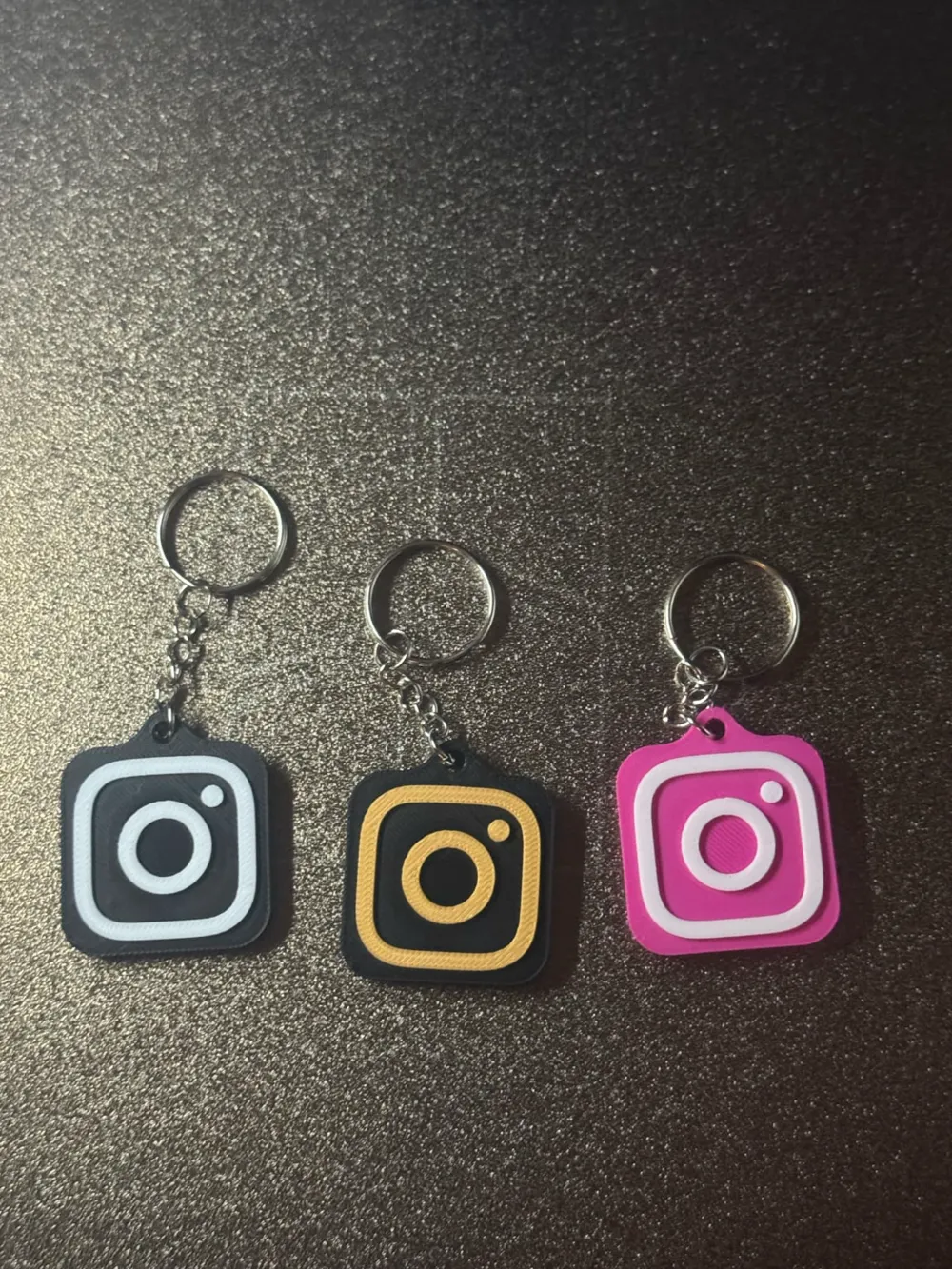Instagram logo NFC keychain by JGLDJ MakerWorld: Download Free 3D Models