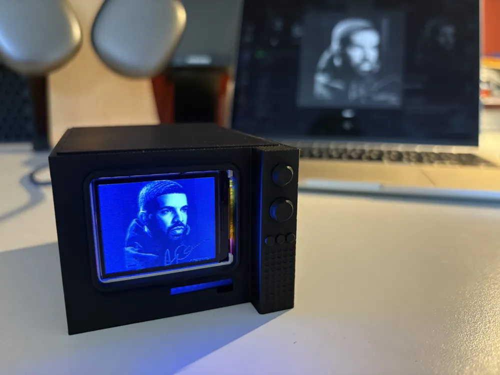 Spoti-TV - Mini-Display zur Anzeige deiner Musik – Kostenloses 3D ...