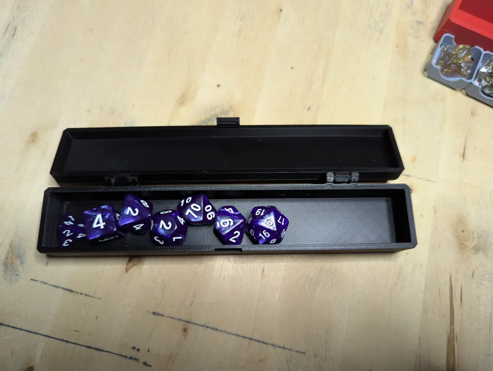 Dice box with tray - Free 3D Print Model - MakerWorld
