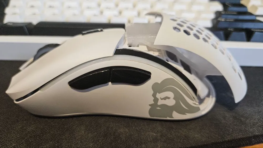 Giant hands Glorious Model D Mod - Mouse extender by Hipyayo - MakerWorld