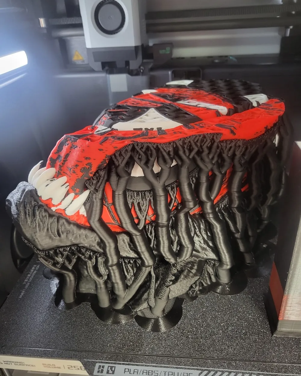 毒液蜘蛛侠多色半身像 来自 MadMonkey3D MakerWorld：免费下载 3D 模型