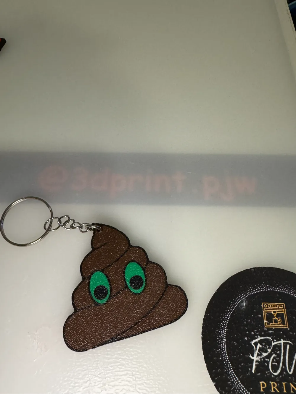 Poop Keychain by 3dprint.pjw - MakerWorld