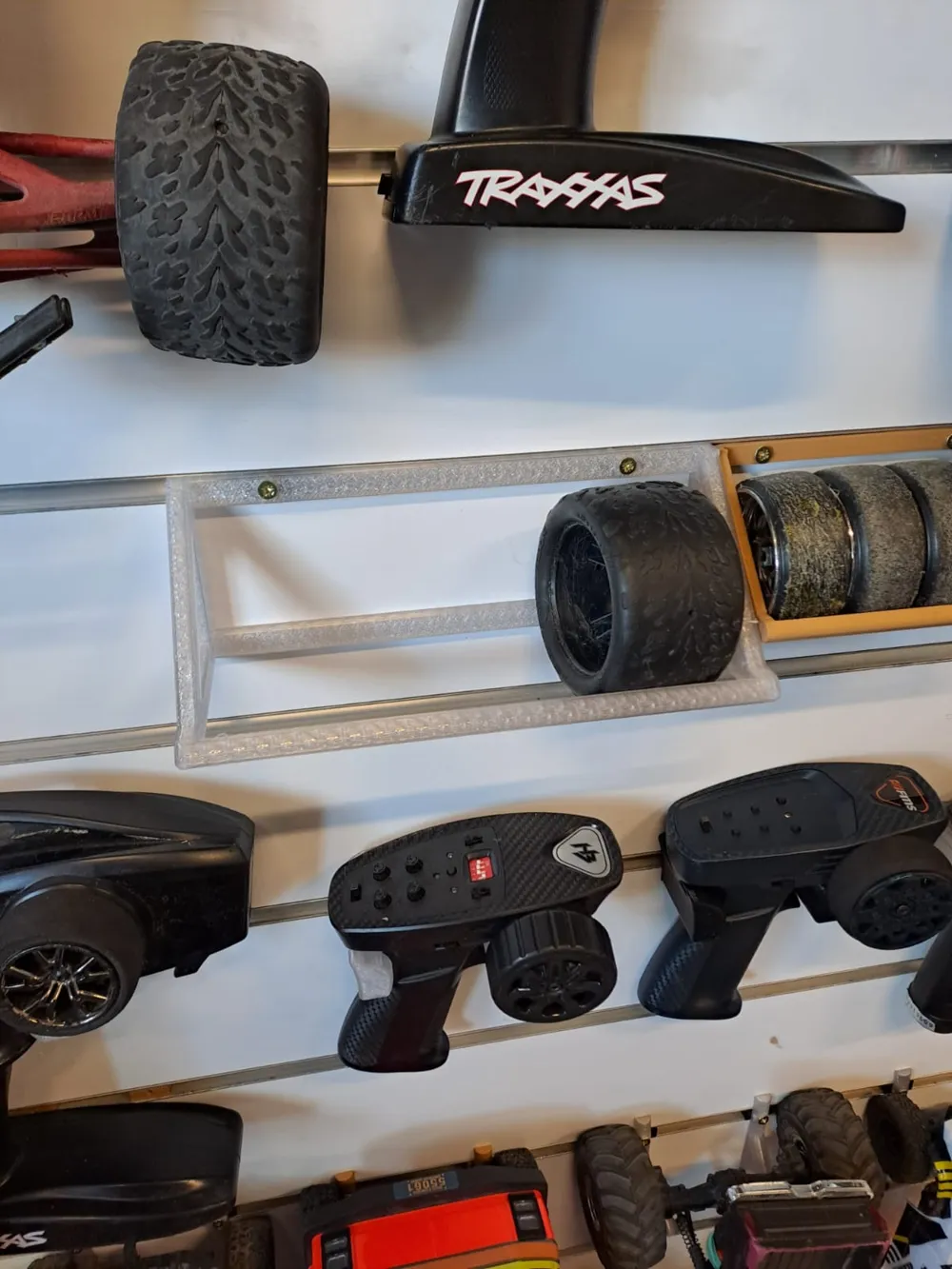 RC Car wheel wall mount 1/24 1/18 1/16 1/10 1/8 - Free 3D Print Model ...