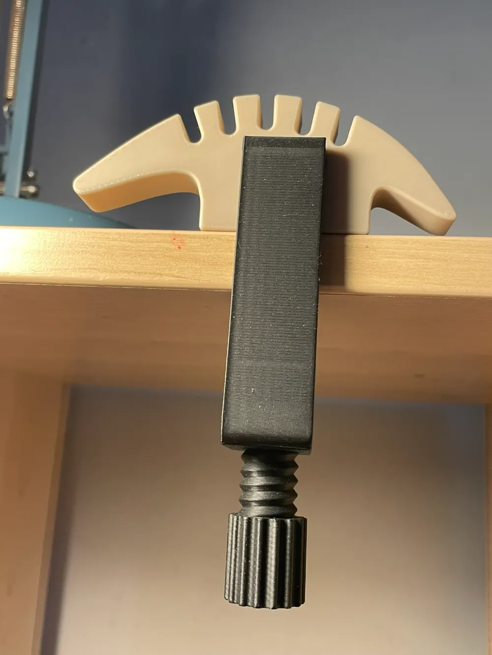 Armadillo Cable Clamp by 3d printing MakerWorld: Download Free 3D Models