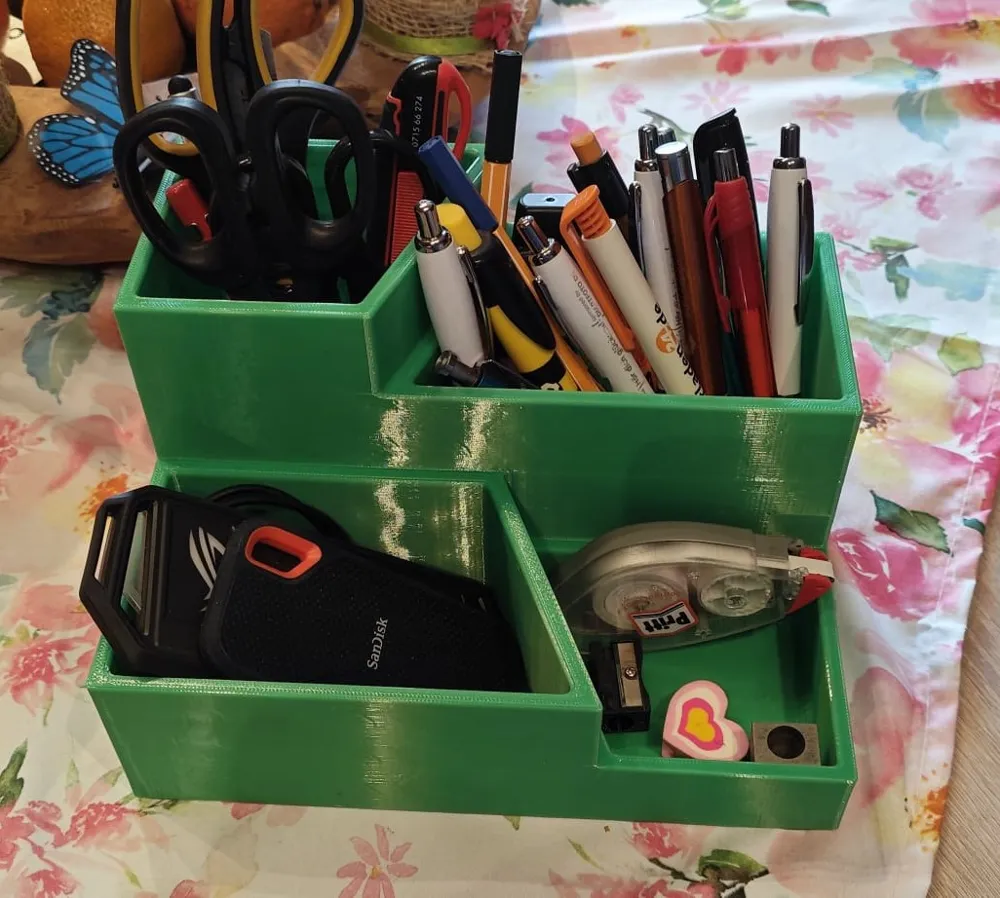 Bambu Lab Logo Organizer by make3dtc - MakerWorld