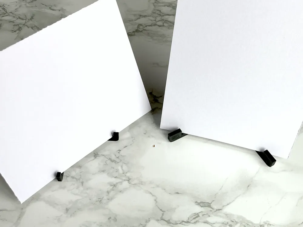 Simple Small Photo Stand - Free 3D Print Model - MakerWorld