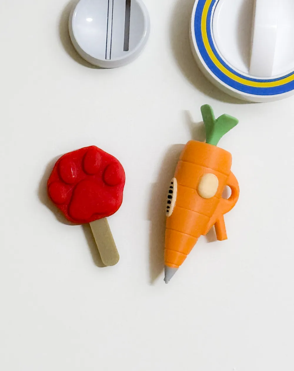 [Zootopia] Fox and Rabbit Refrigerator Magnet - Carrot Recorder Pen ...