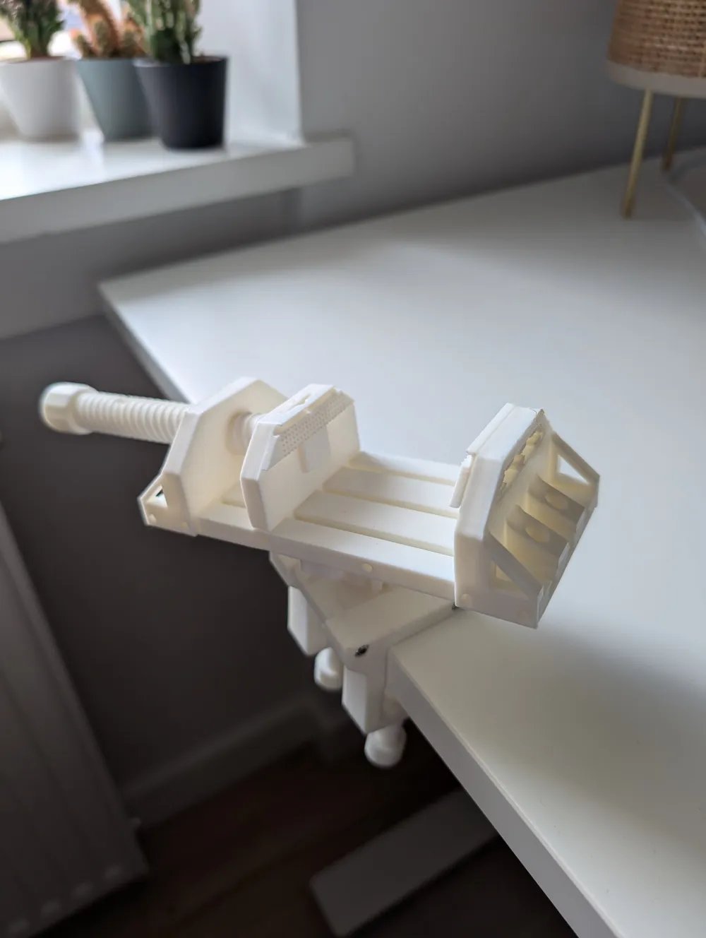 vice - Free 3D Print Model - MakerWorld