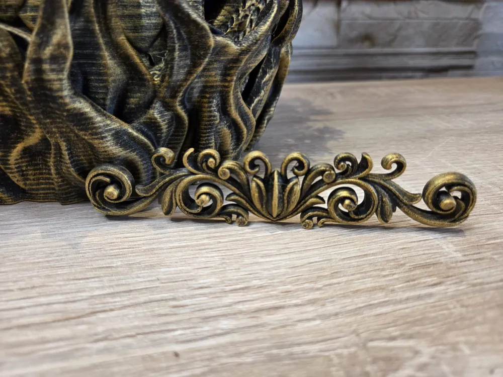 Vintage Ornament Frame - Free 3D Print Model - MakerWorld