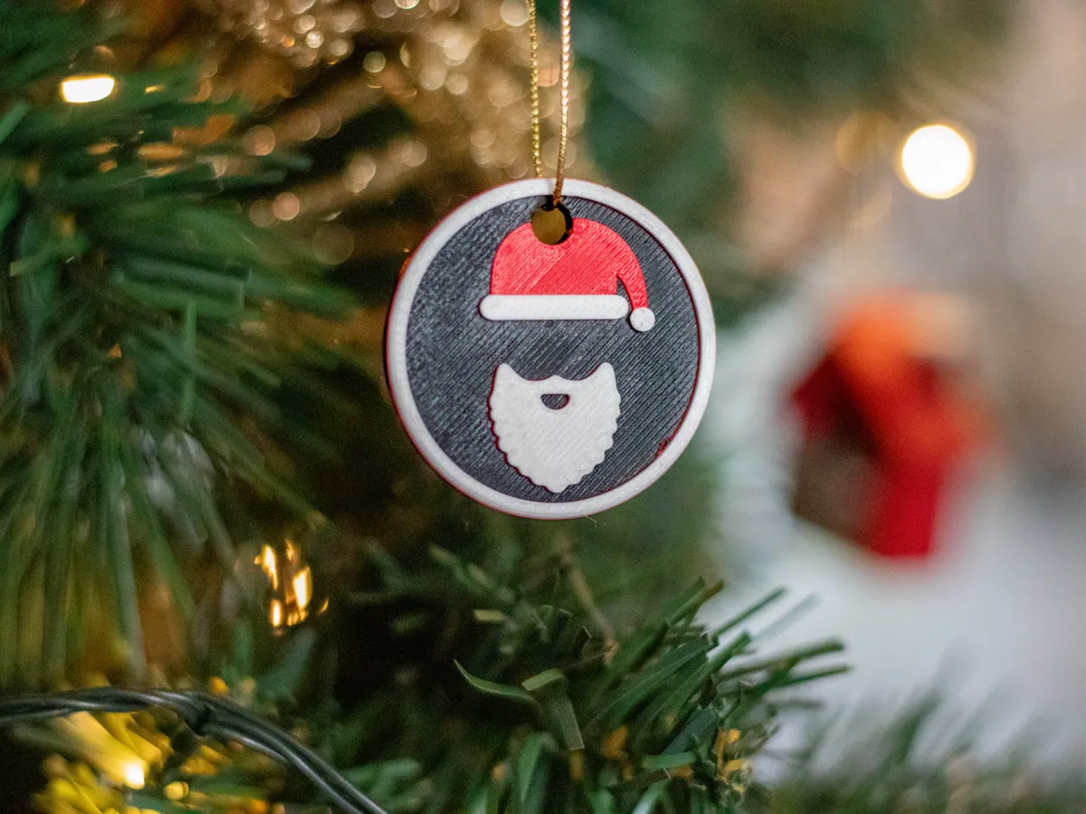 Santa Keychain / Ornament - Free 3D Print Model - MakerWorld