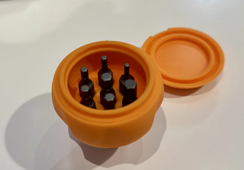 Stubby Hex Bit Driver with Bit Storage by rbaile508 - MakerWorld