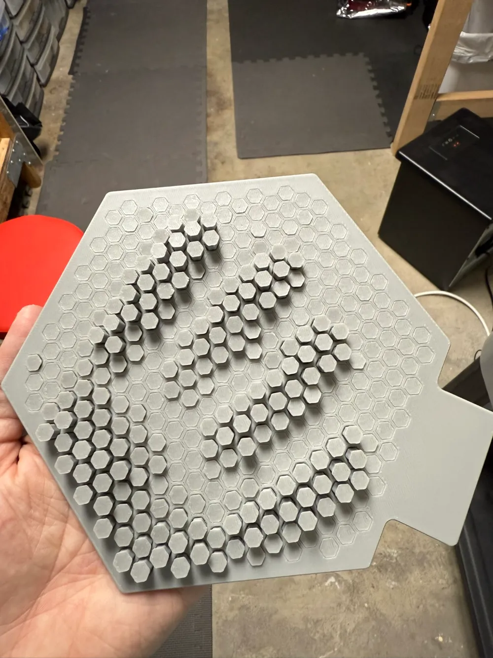 Hex Pin Art Pinscreen Fidget Toy by AbombDesigns - MakerWorld