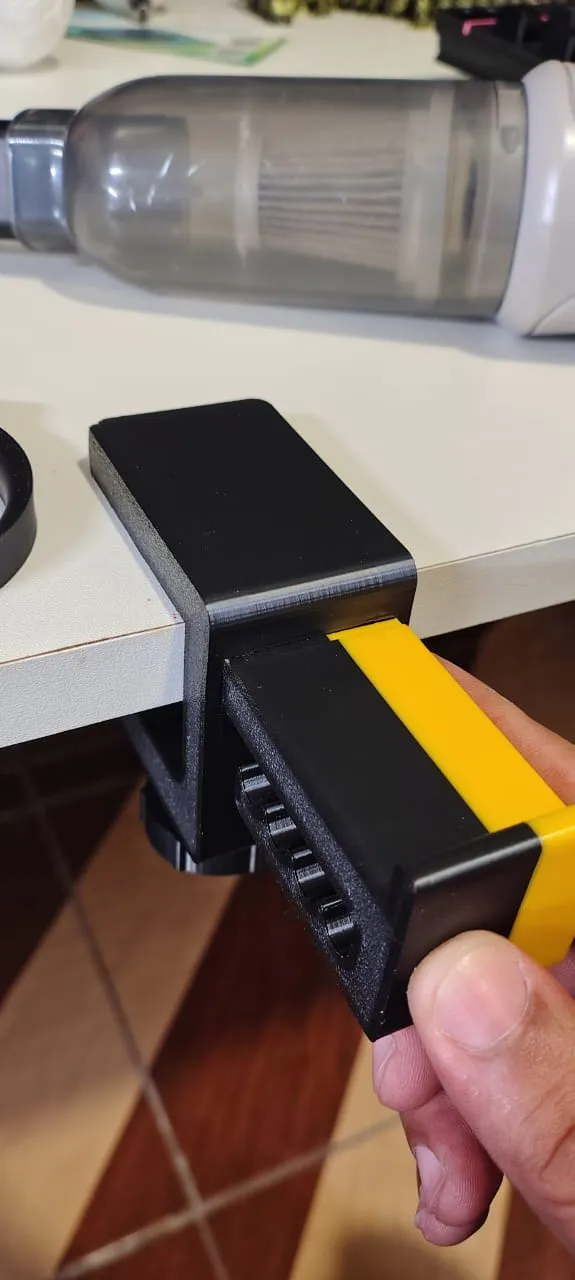 Multifunctional Desk Holder for Vacuum/Headset by CriaBox3D MakerWorld ...