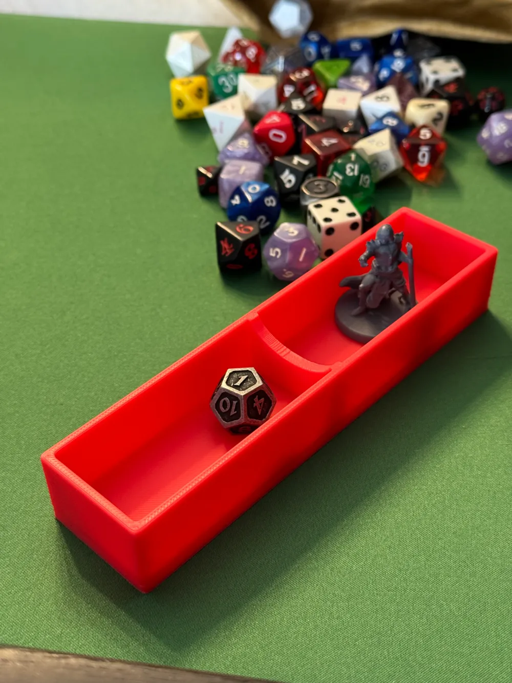 Dungeons & Dragons dice mount, tray, and inserts by zq MakerWorld ...