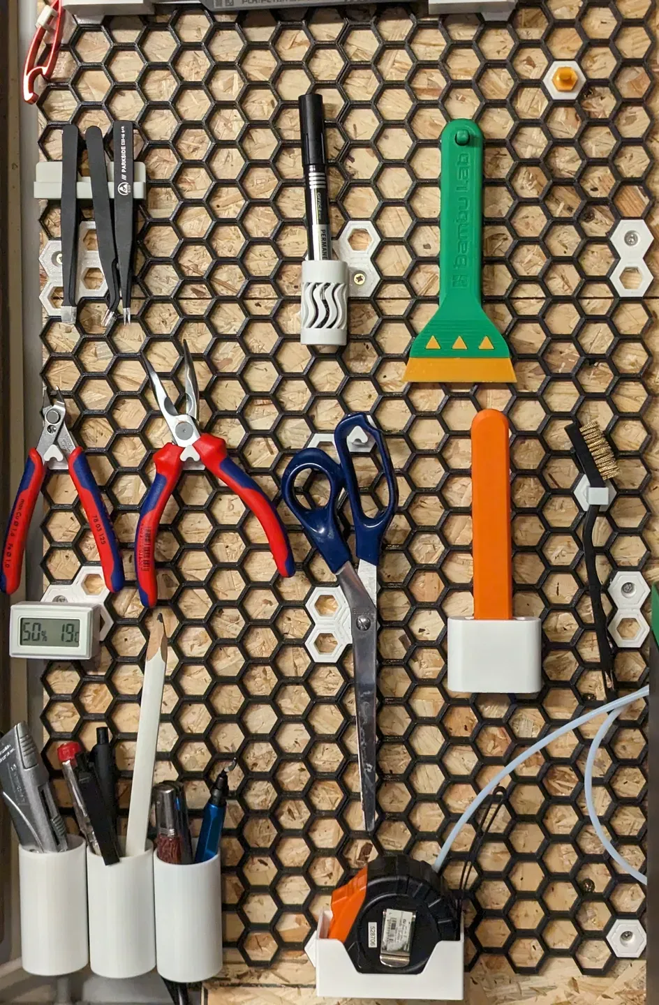 Honey Comb Wall Accessoires by Jonny Firpo MakerWorld: Download Free 3D ...