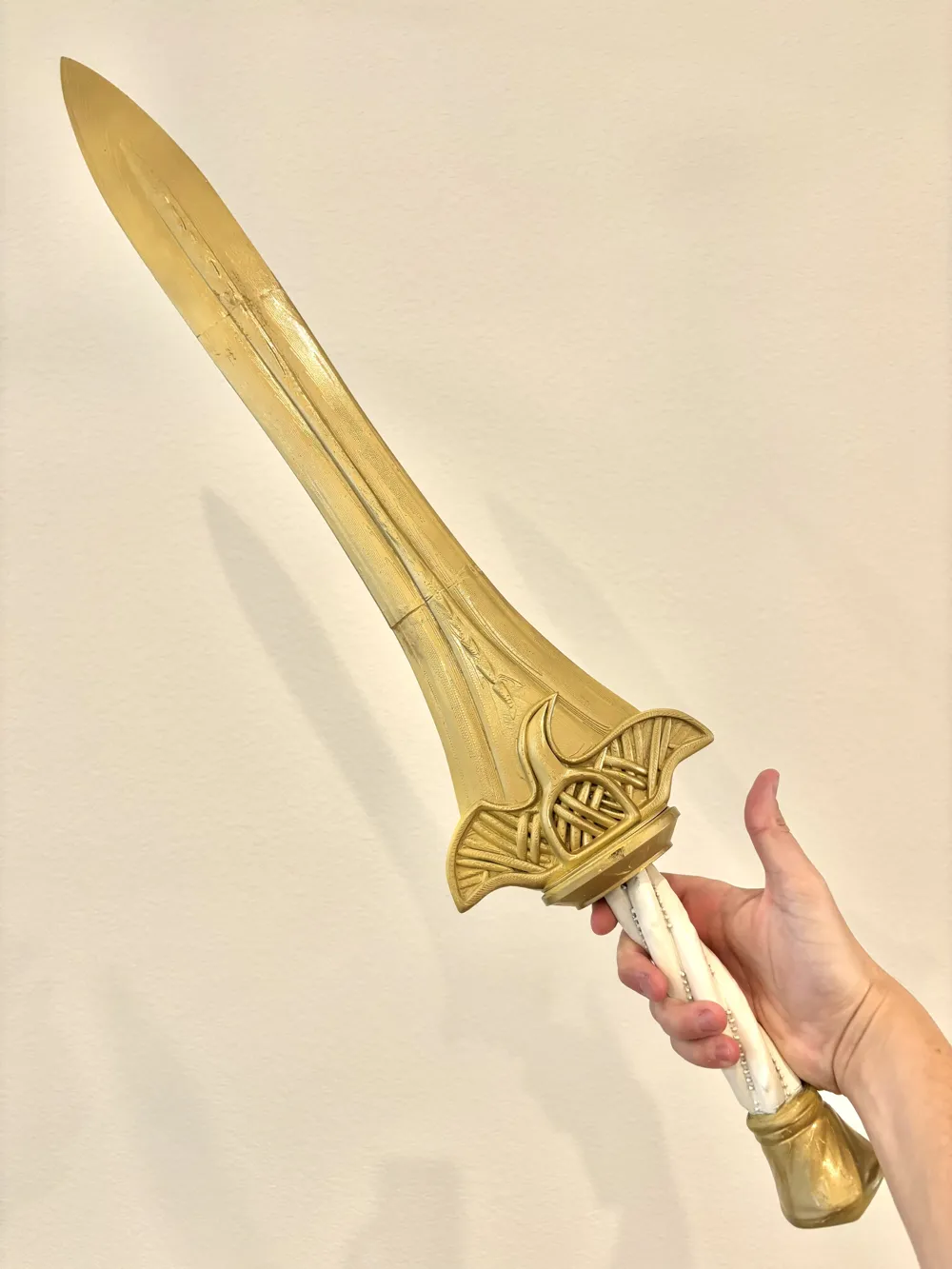 Oblivion Golden Saint Shortsword | Weapon v1 by Chase Curtis MakerWorld ...