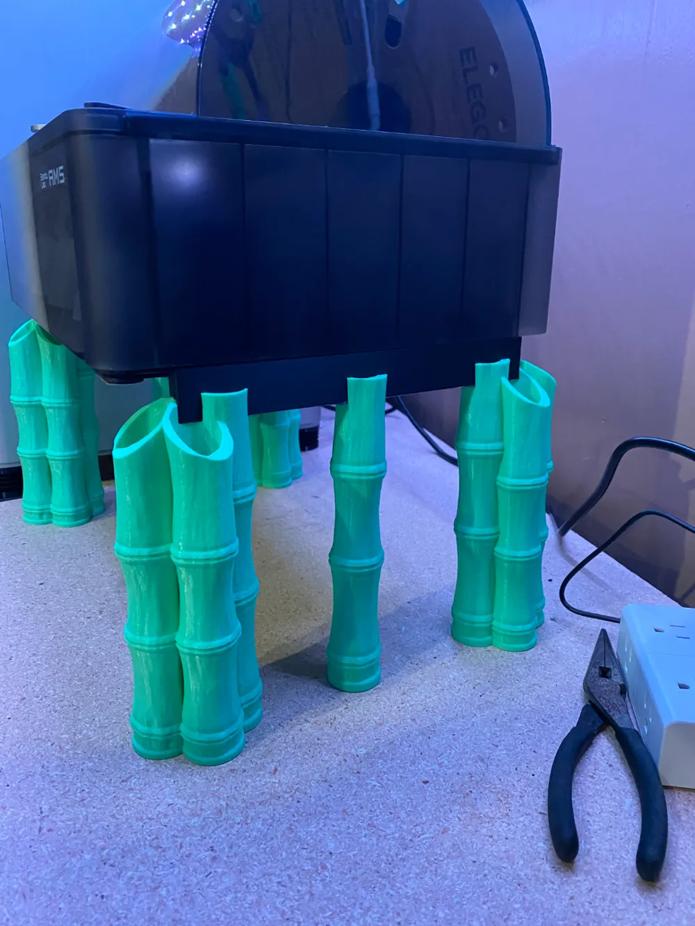 Ams Stand by Chuck85ap - MakerWorld