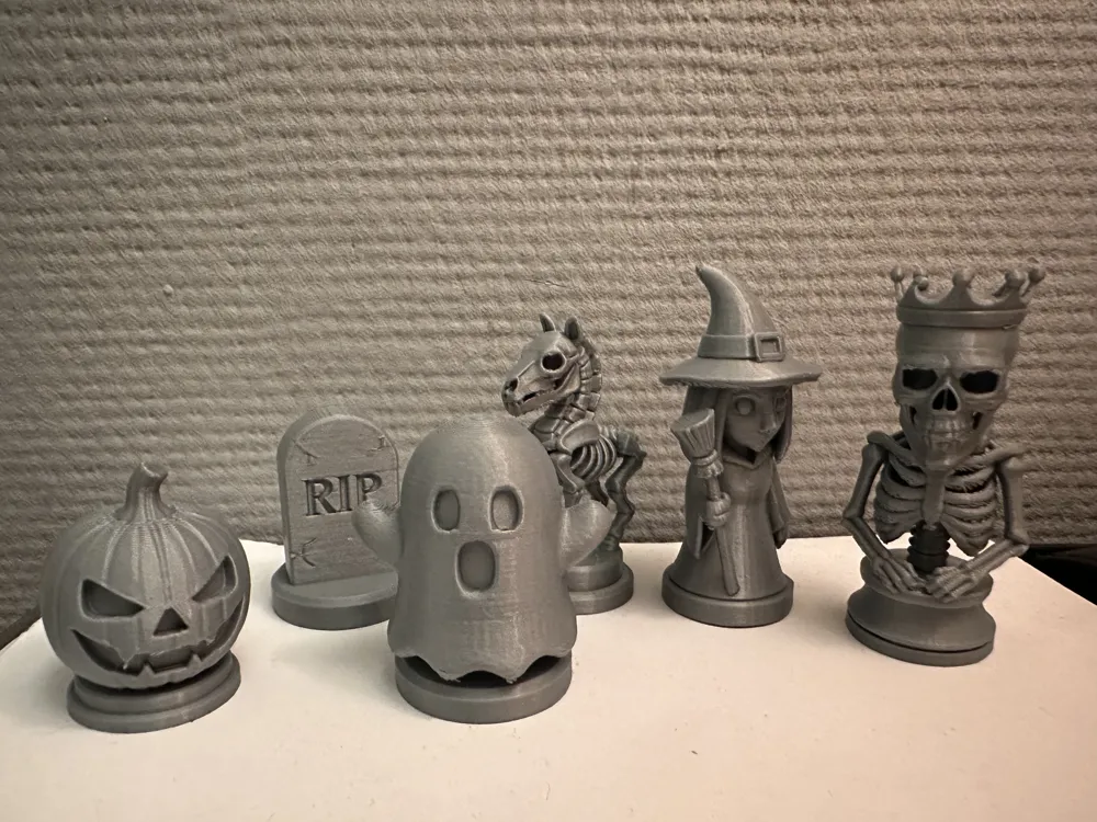 Halloween Chess Set – Creepy & Fun! by MHO MakerWorld: Download Free 3D ...