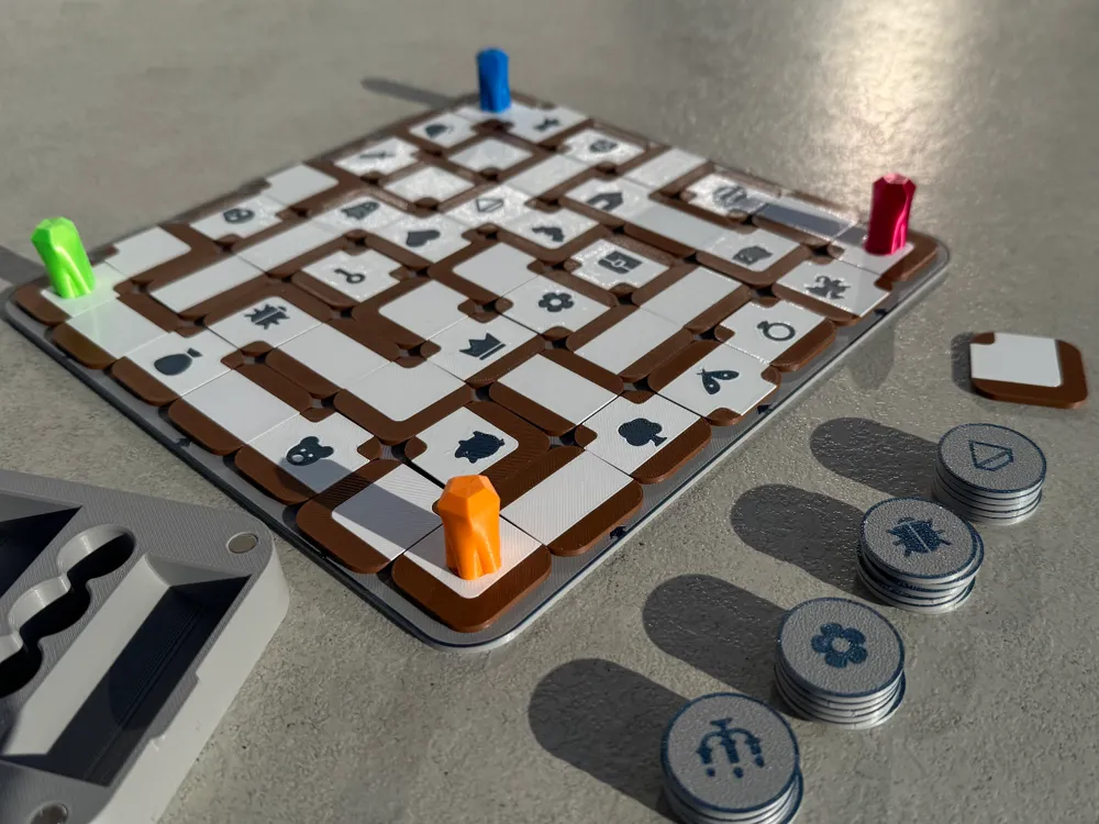 Labyrinth Board Game by First_BaseMakerWorld: Download Free 3D Models
