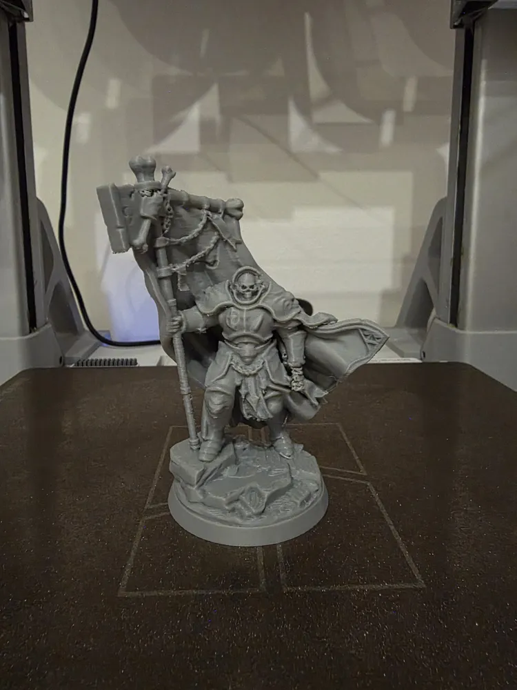 Lord-Relictor – Stormcast Eternals Standard Bearer - Free 3D Print ...