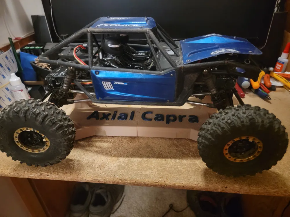 Axial Capra Rolling Shelf Stand - Free 3D Print Model - MakerWorld