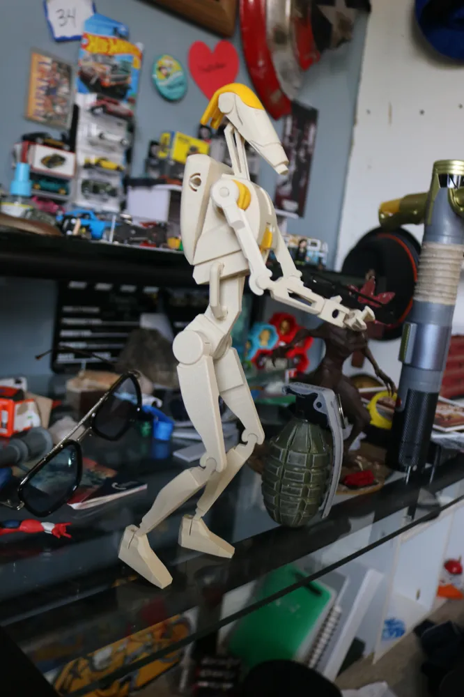 Life Size 6ft Battle Droid Remixed by Da3DPrinter13 MakerWorld ...