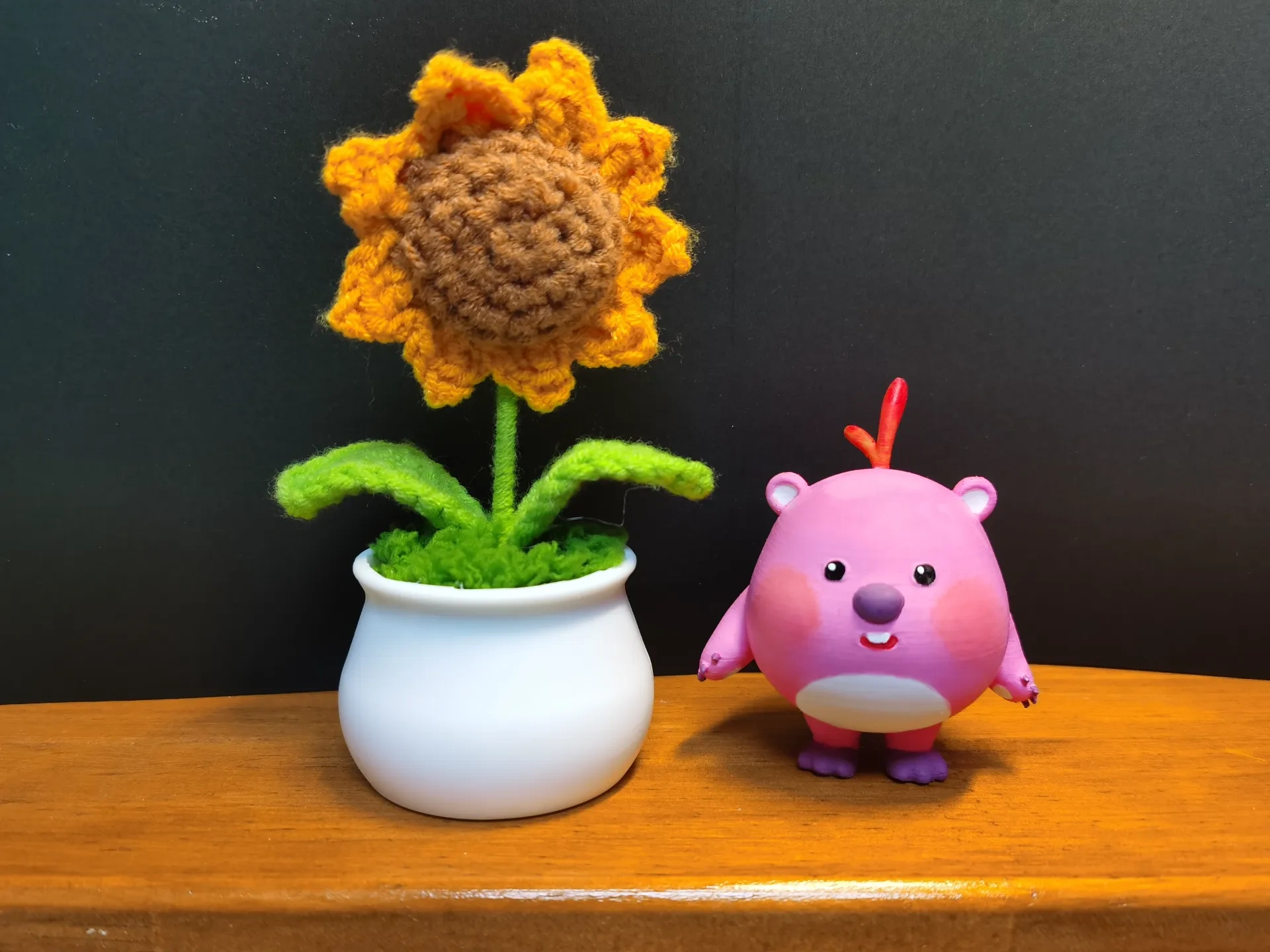 Egg仔 Party - Zan Meng Ruby Loopy (with decompression coloring video) by ...