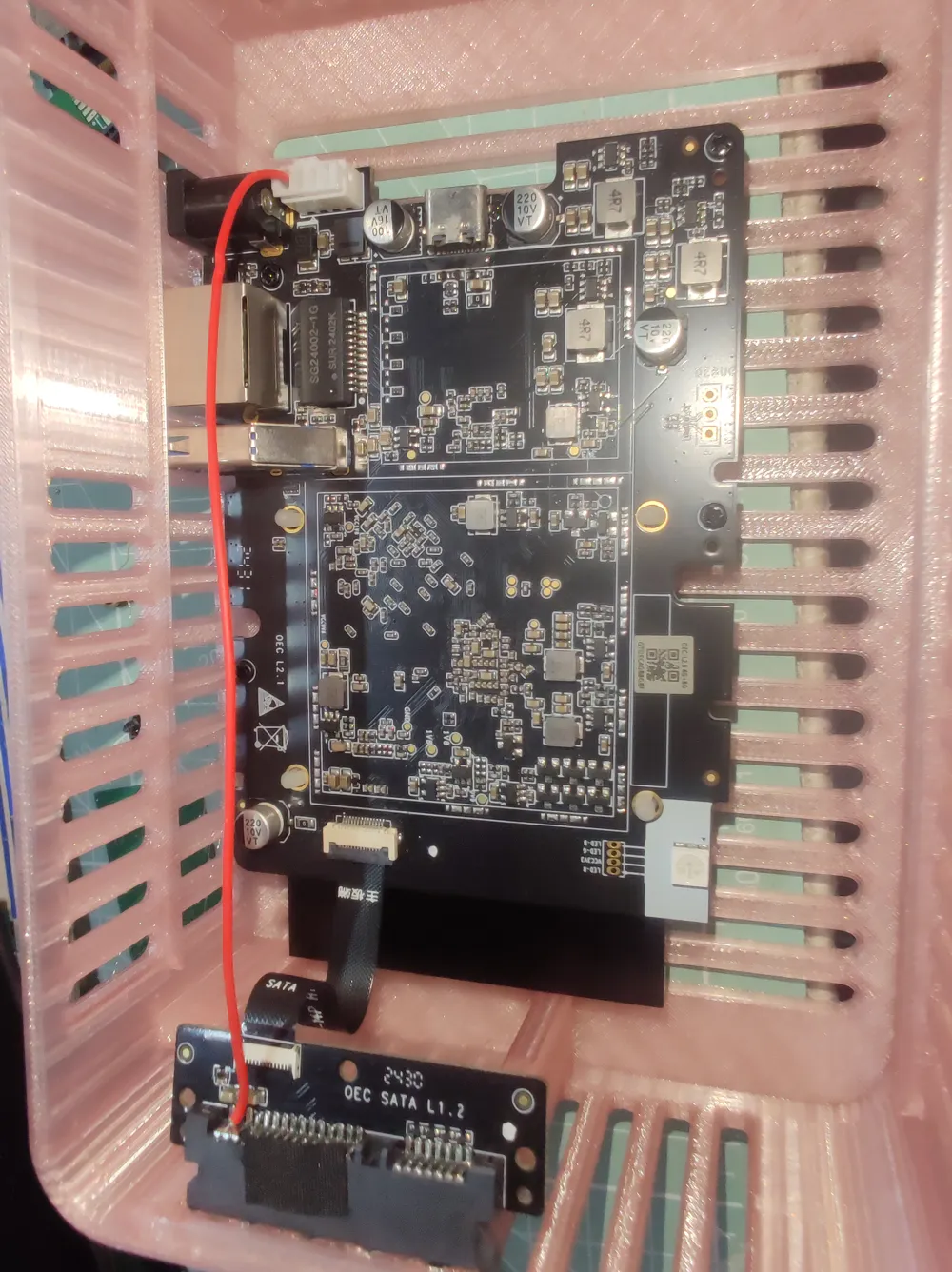 OEC/OECT 3.5硬盘盒子 要飞线12V 来自 user_1600131429 MakerWorld：免费下载 3D 模型