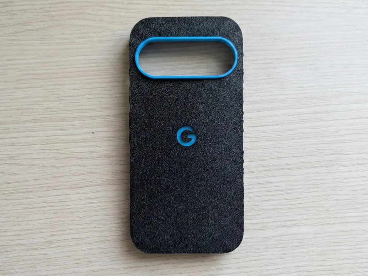 Capa para Google Pixel 10 Pro TPU + Placa Traseira de PLA - Modelo ...