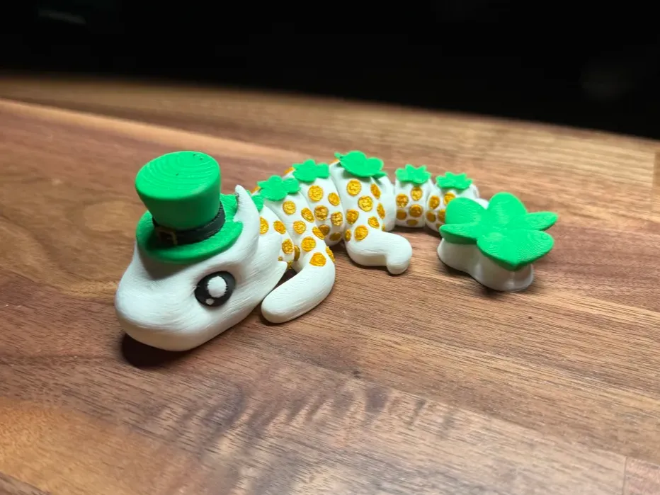 Baby Articulated St. Patrick Dragon - By Vixvvo3D by Vixvvo3D - MakerWorld