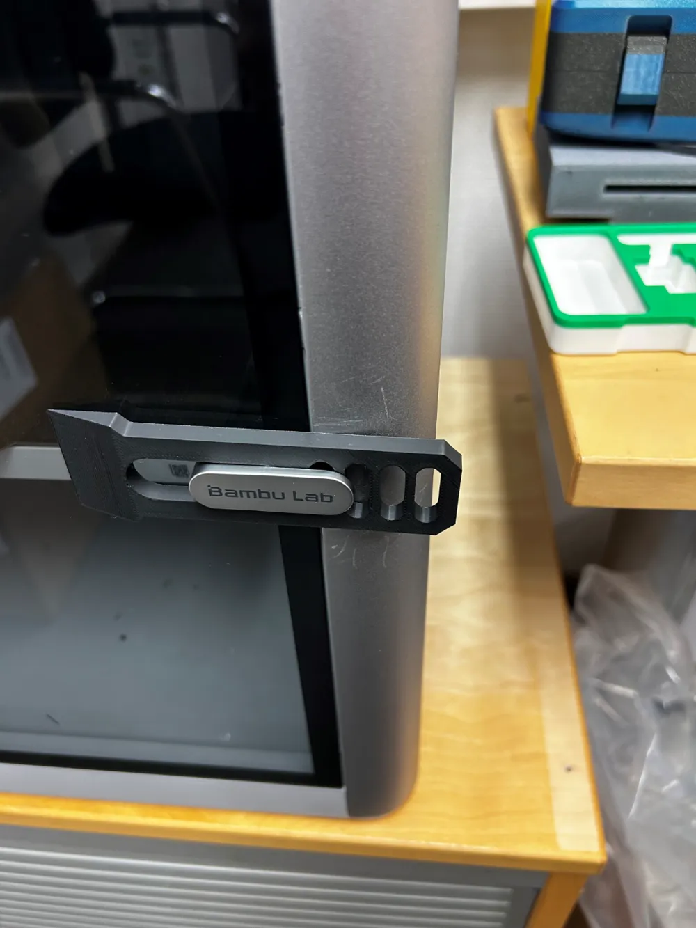 Bambu Lab P1S / X1 Bed scraper Door Handle by Stngbrg - MakerWorld