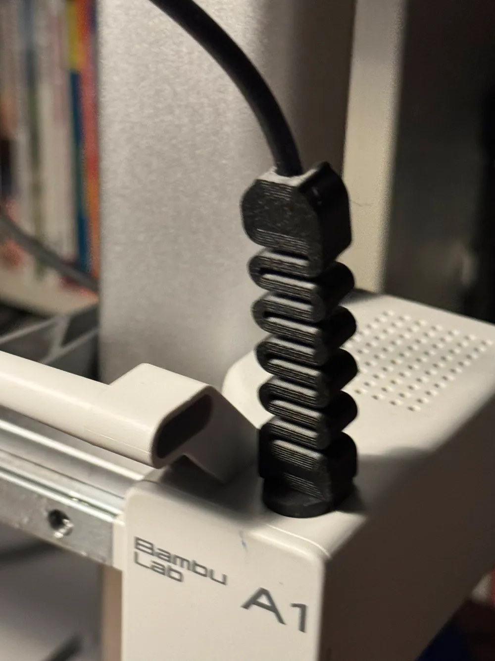 Elastic A1 / A1 mini cable conduit—no supports by maknx - MakerWorld