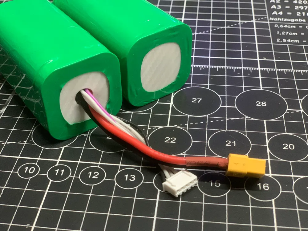 18650 and 21700 LiIon Li-Ion DIY Battery Pack Ends - Free 3D Print ...