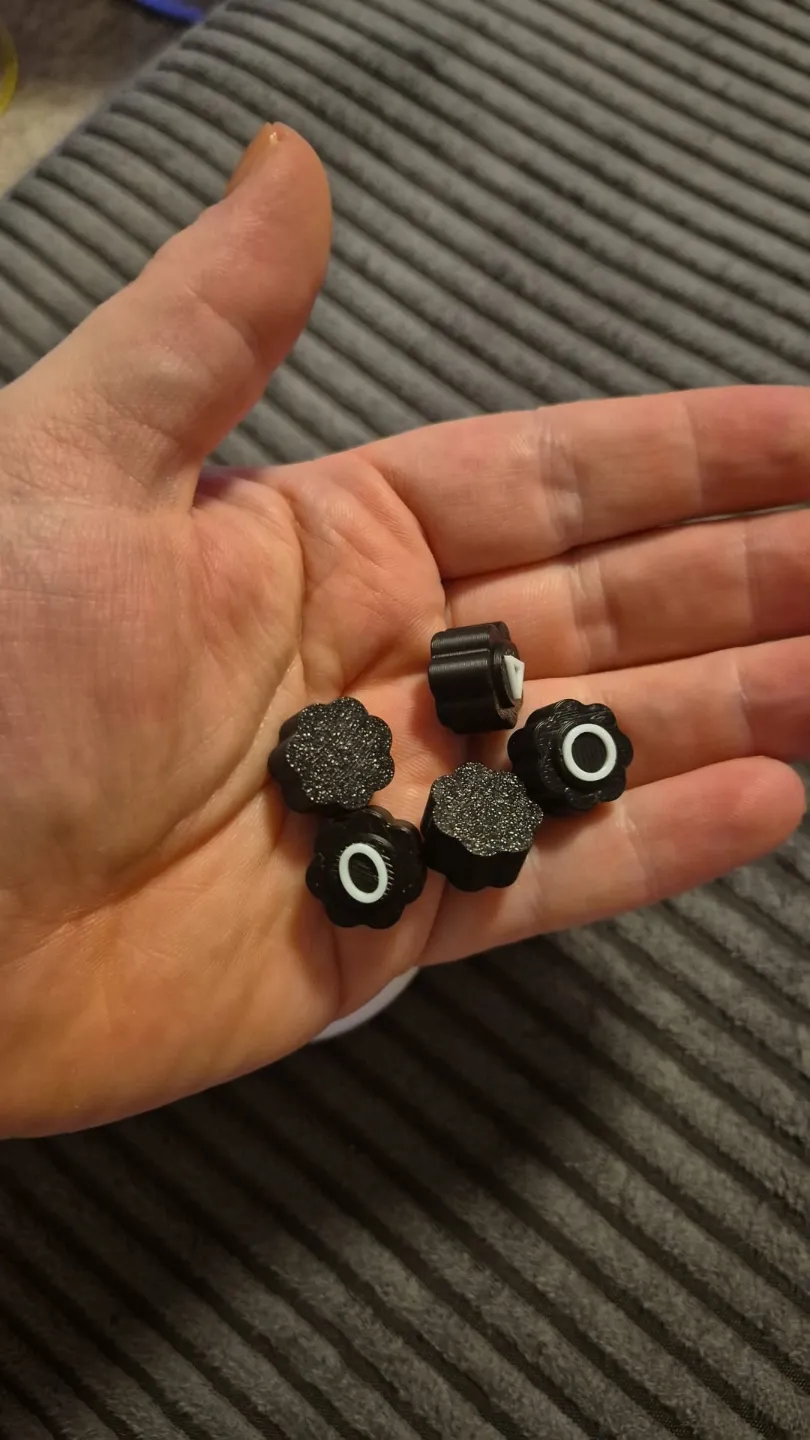 Gonggi Dice Game by Der Filamentschmelzer - MakerWorld