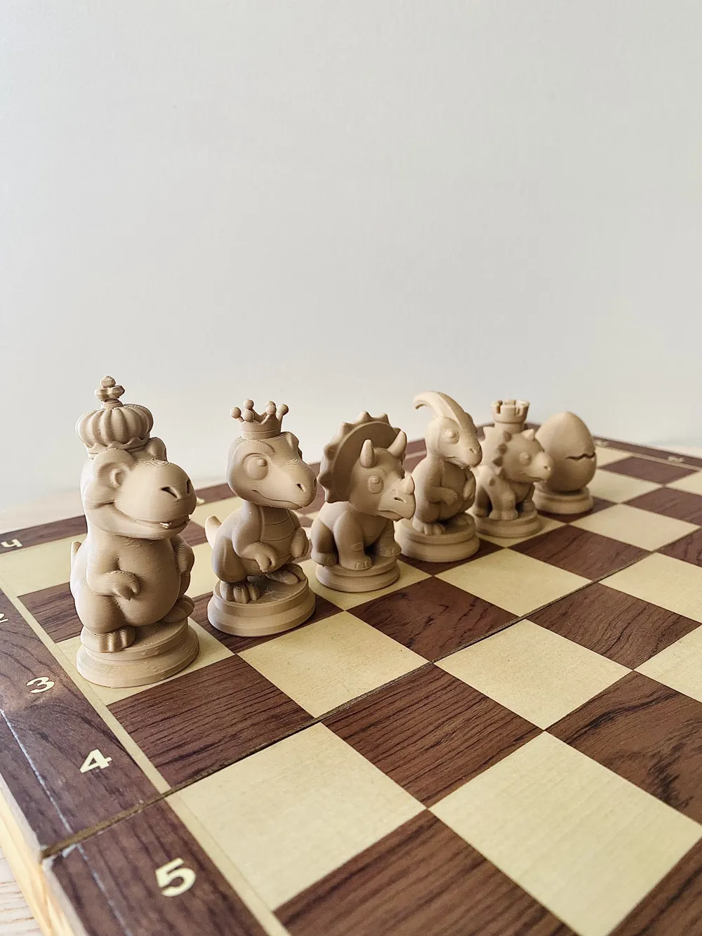 Dino Chess(Q_Craft) - Free 3D Print Model - MakerWorld