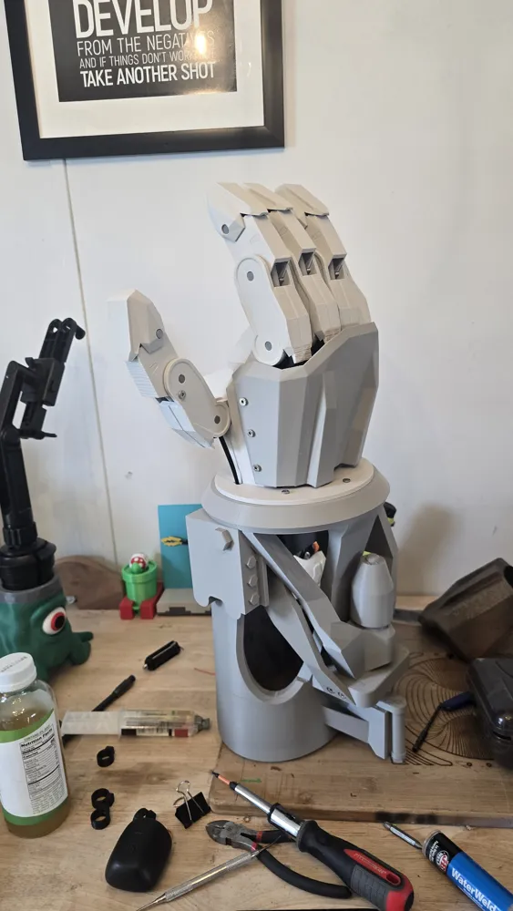 Fallout Power Armor Gauntlet by Jeon MakerWorld: Download Free 3D Models