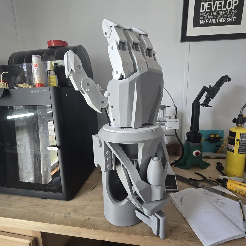 Fallout Power Armor Gauntlet by Jeon MakerWorld: Download Free 3D Models