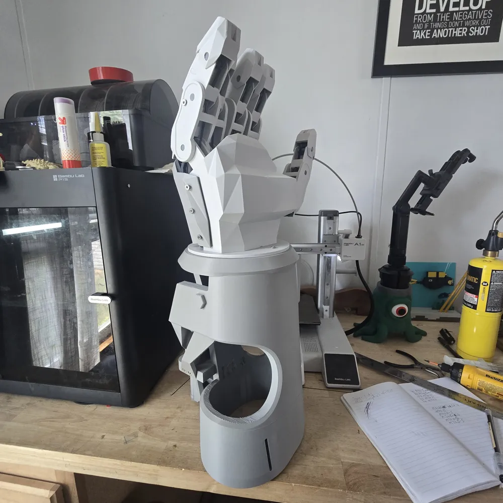 Fallout Power Armor Gauntlet by Jeon MakerWorld: Download Free 3D Models