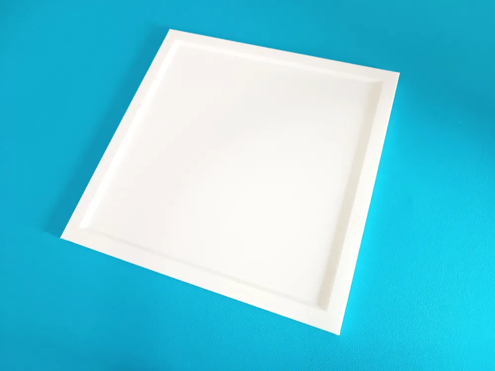 Minimalist Square Frame by Valeria Momo & Mattia MakerWorld: Download ...