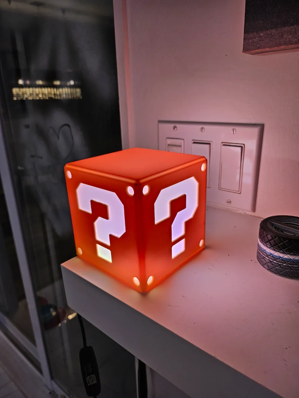 Super Mario Question Mark lightbox by Tommy Gun - MakerWorld