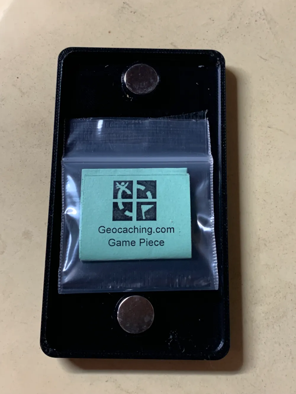 Fake Electric Plate Geocache by FP Products - MakerWorld
