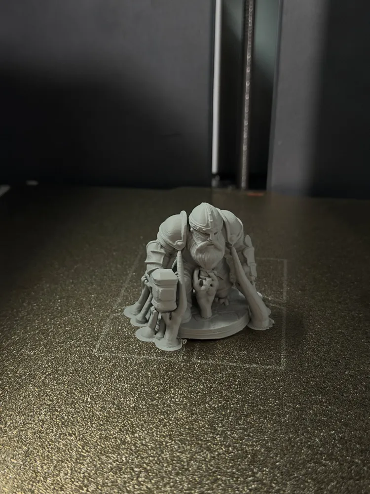 DnD Miniature Dwarf with hammer by wif1973 MakerWorld: Download Free 3D ...
