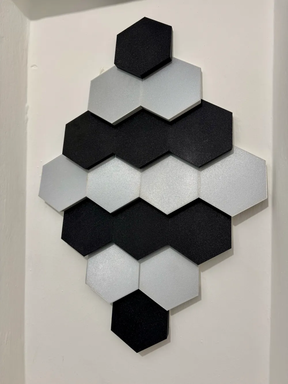 Hexagon Scale Wall Panels by Loty3D MakerWorld: Download Free 3D Models
