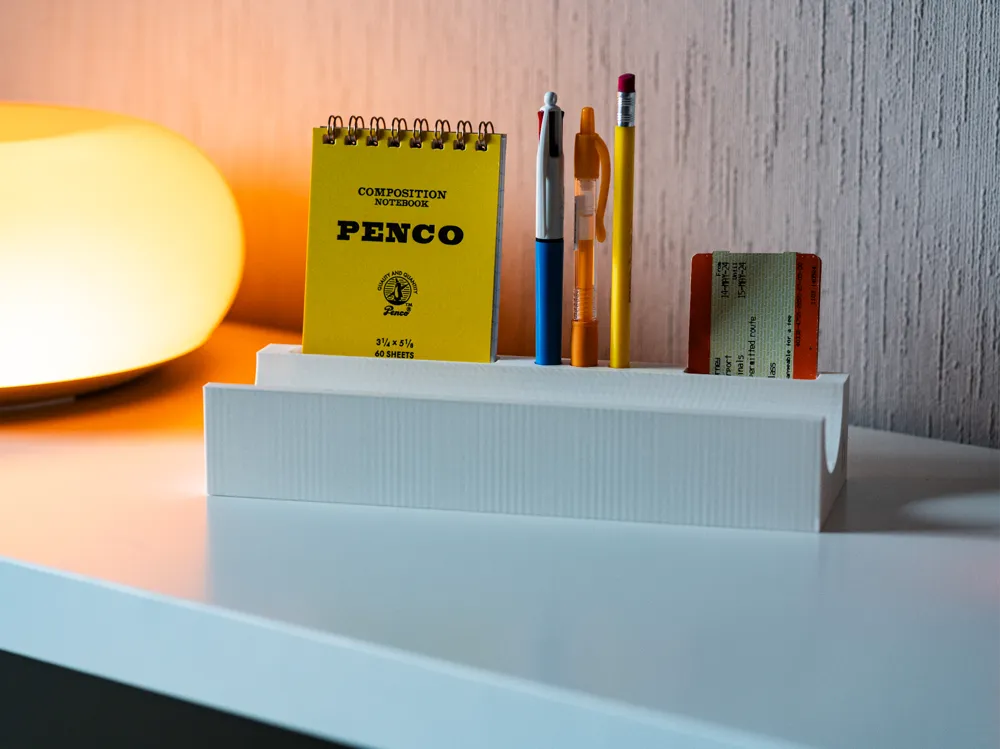 Desk Butler v1 by bjoernstudio - MakerWorld