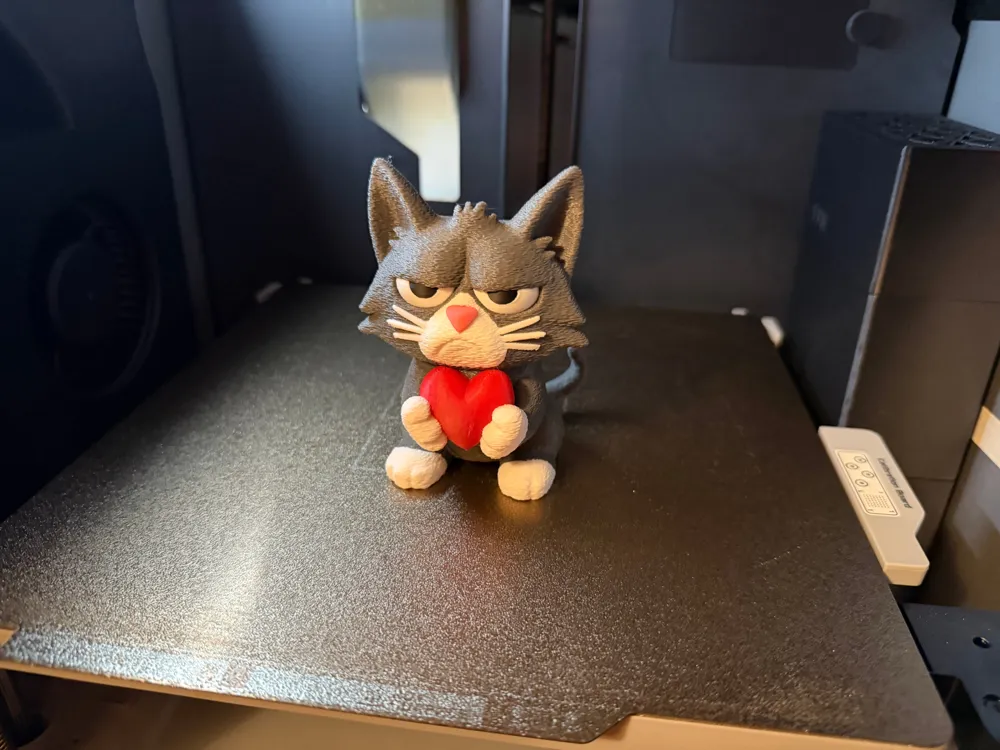 Grumbles - The Valentine Desk Buddy - Free 3D Print Model - MakerWorld
